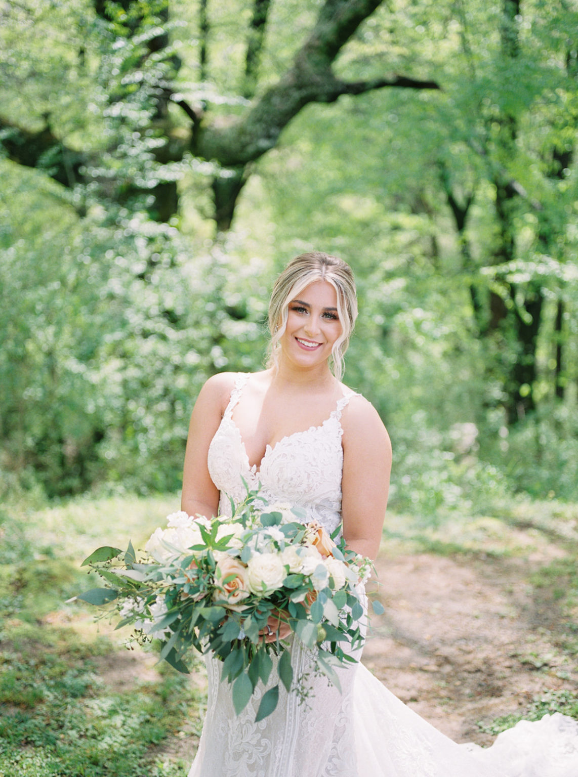 Roe-Allen Wedding at Meeks Grain & Gin - Kelsey Dawn Photography